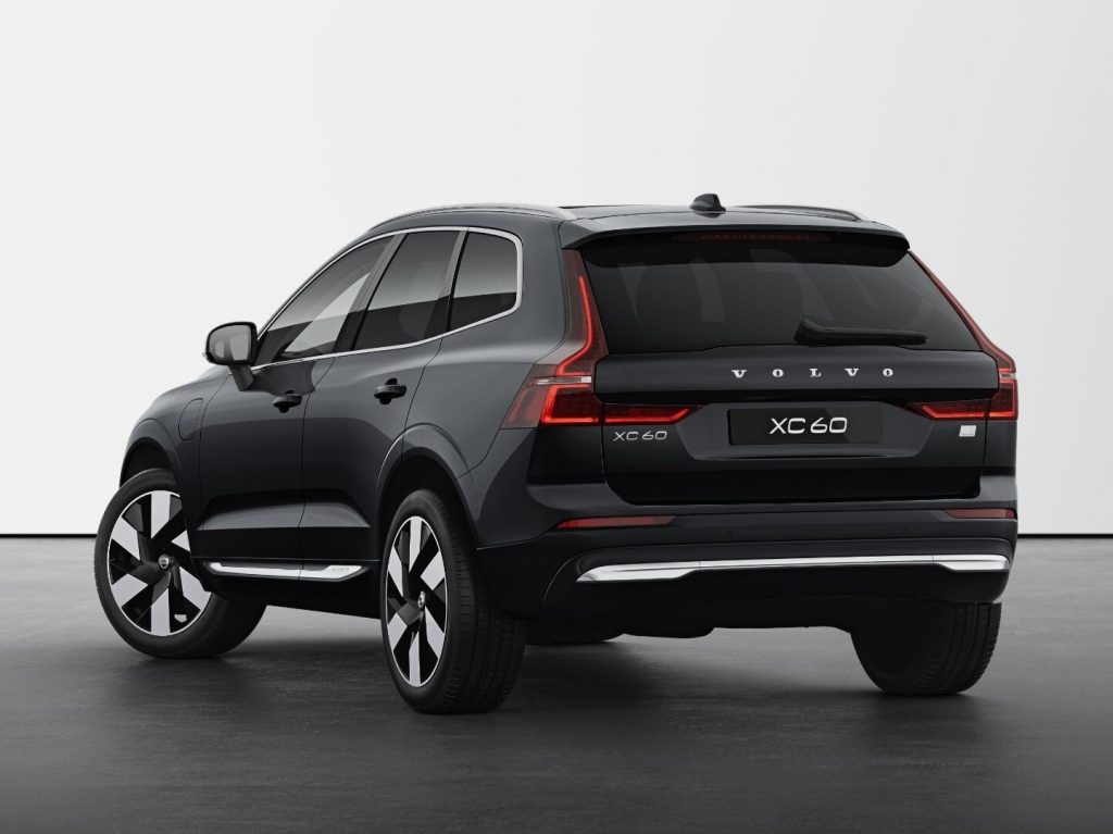 Auto nuova VOLVO XC60 T6 Recharge Plus Bright AWD Plug-in Hyb Aut - MY24 - Motorsclub.com ...