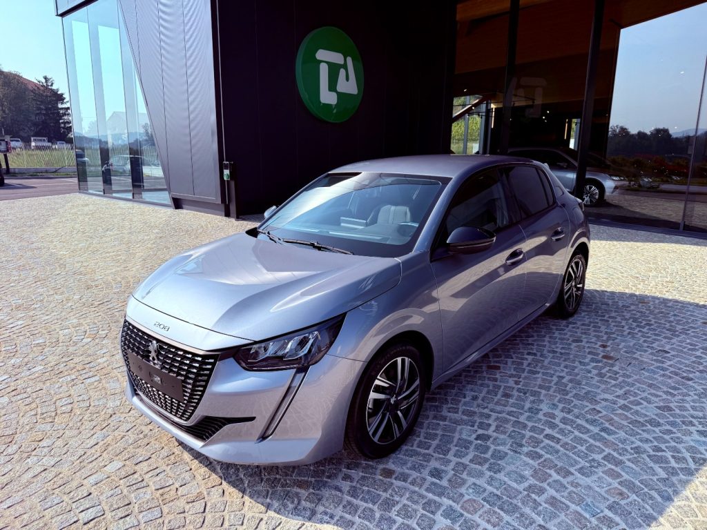 PEUGEOT 208 FULL OPTIONAL - KM 9.000 - PROMO FINANZIAMENTO per ...